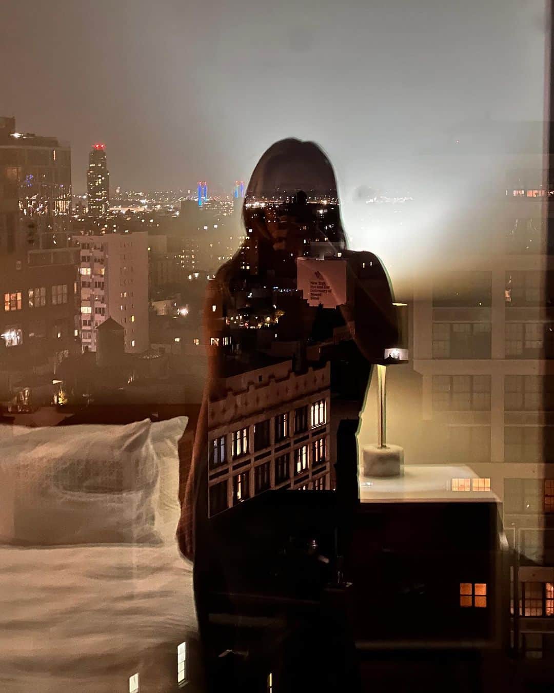 アレクサ・ロジーさんのインスタグラム写真 - (アレクサ・ロジーInstagram)「1. presents for roxie’s last ...