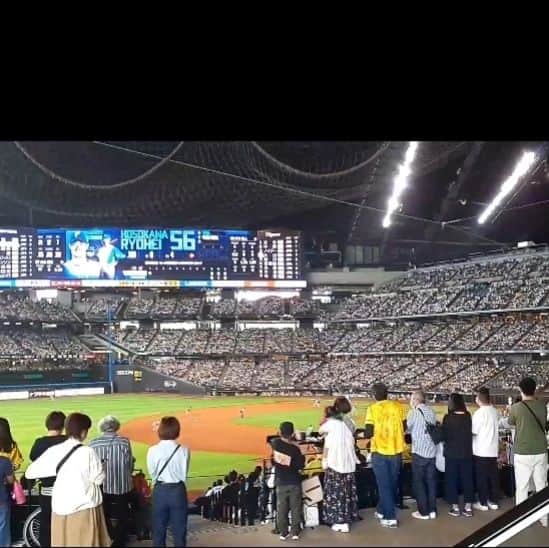 末野卓磨さんのインスタグラム写真 - (末野卓磨Instagram)「エスコンフィールド迫力凄かった グラウンドがめっちゃ近く感じる 無料で ...