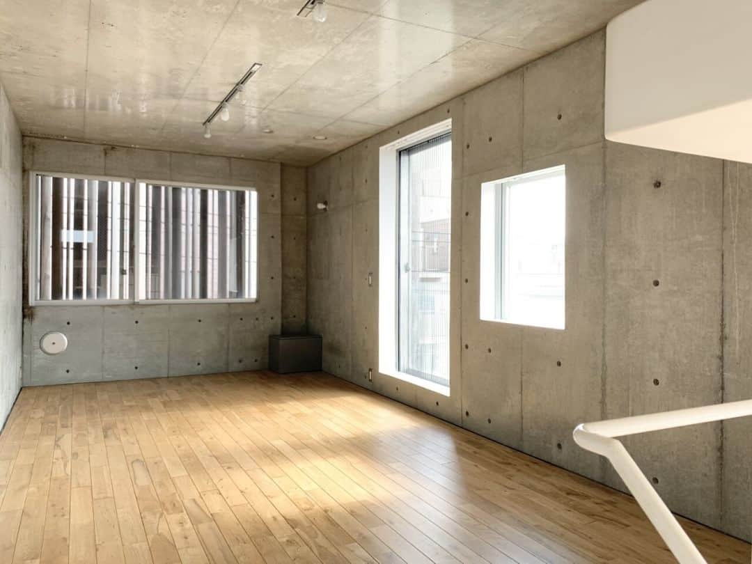 グッドルームさんのインスタグラム写真 - (グッドルームInstagram)「ひと味違う美的センスで、デザイン性に優れた暮らし。 東京 #大岡山 1SDK 32.68㎡ 『コンパクトセンス ...