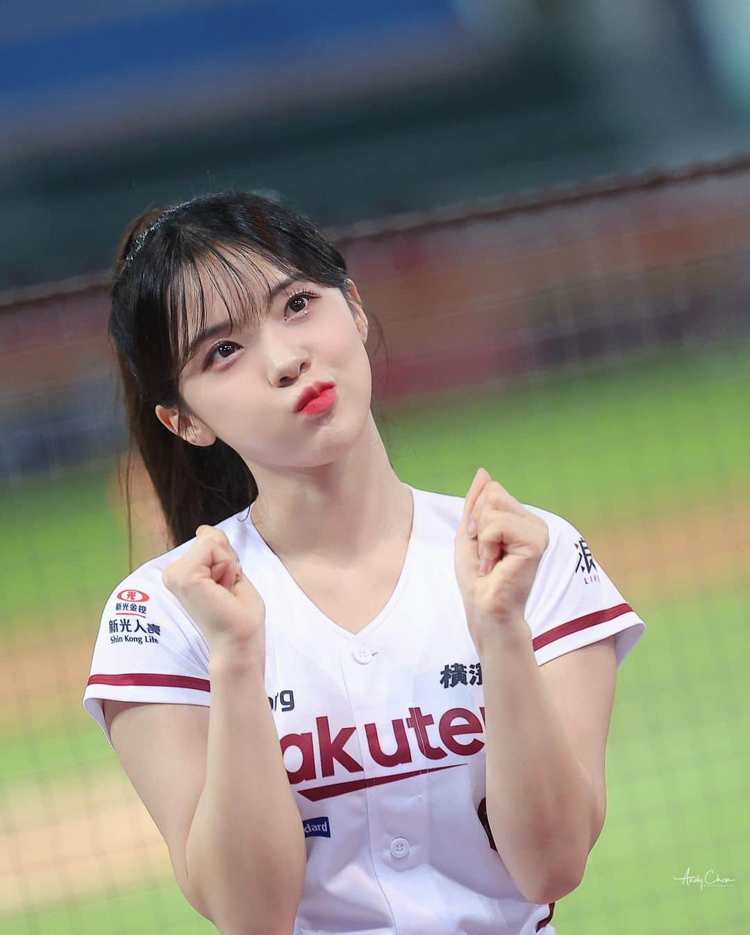 アンディ・チェンさんのインスタグラム写真 - (アンディ・チェンInstagram)「#이다혜 #李多慧 @le_dahye #대만 #CPBL #첫공연 #rakutengirls # ...