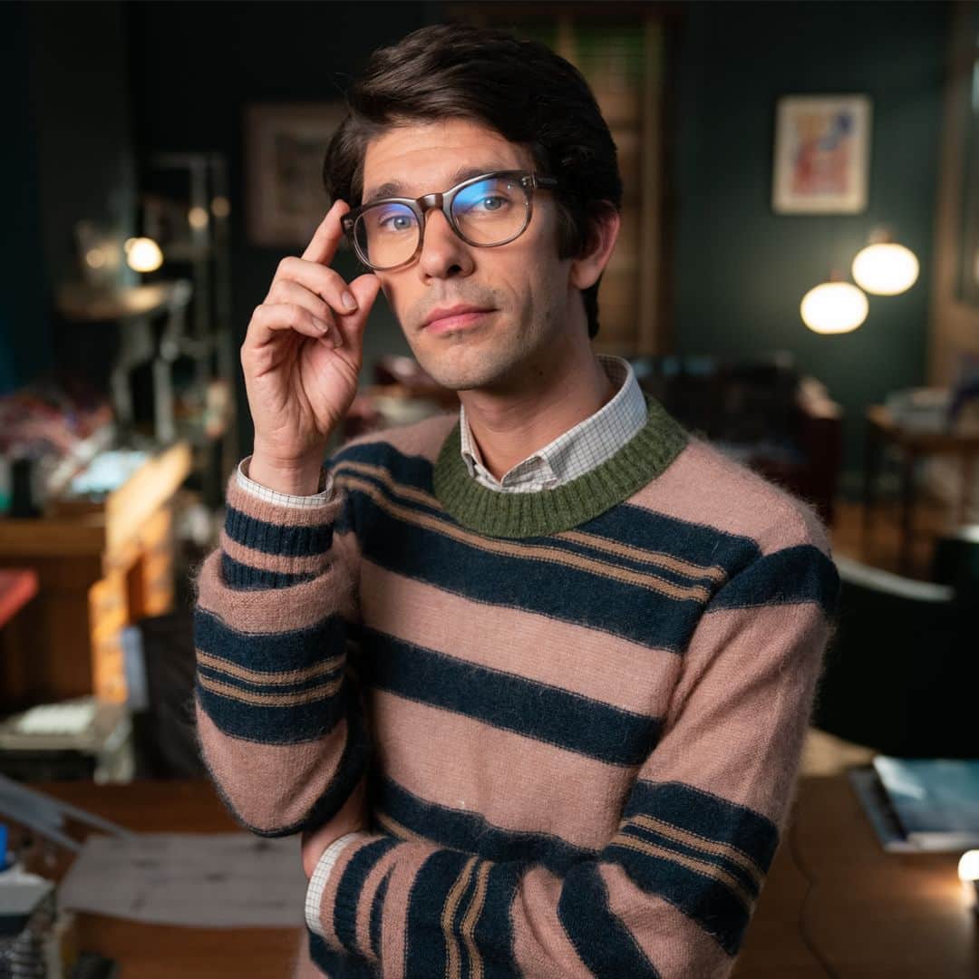 James Bond 007さんのインスタグラム写真 - (James Bond 007Instagram)「Looking good Q ...