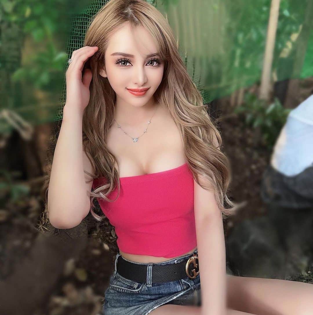 yuchanさんのインスタグラム写真 - (yuchanInstagram)「おはようございます😊 今日はアンジーちゃんだよ ️てか今日アンジーともう1人🫢が出てくる夢を起きるまで見てました笑 ...