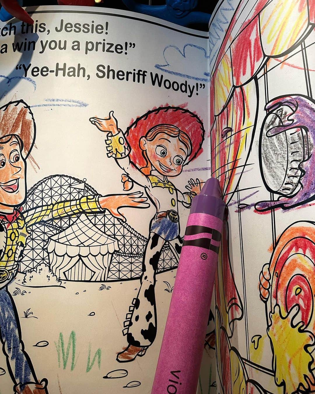 松川星さんのインスタグラム写真 - (松川星Instagram)「⁡ 早起きして久々に 1日ディズニー🧞‍♂️🩶」6月27日 19時50分 - akarin__rin