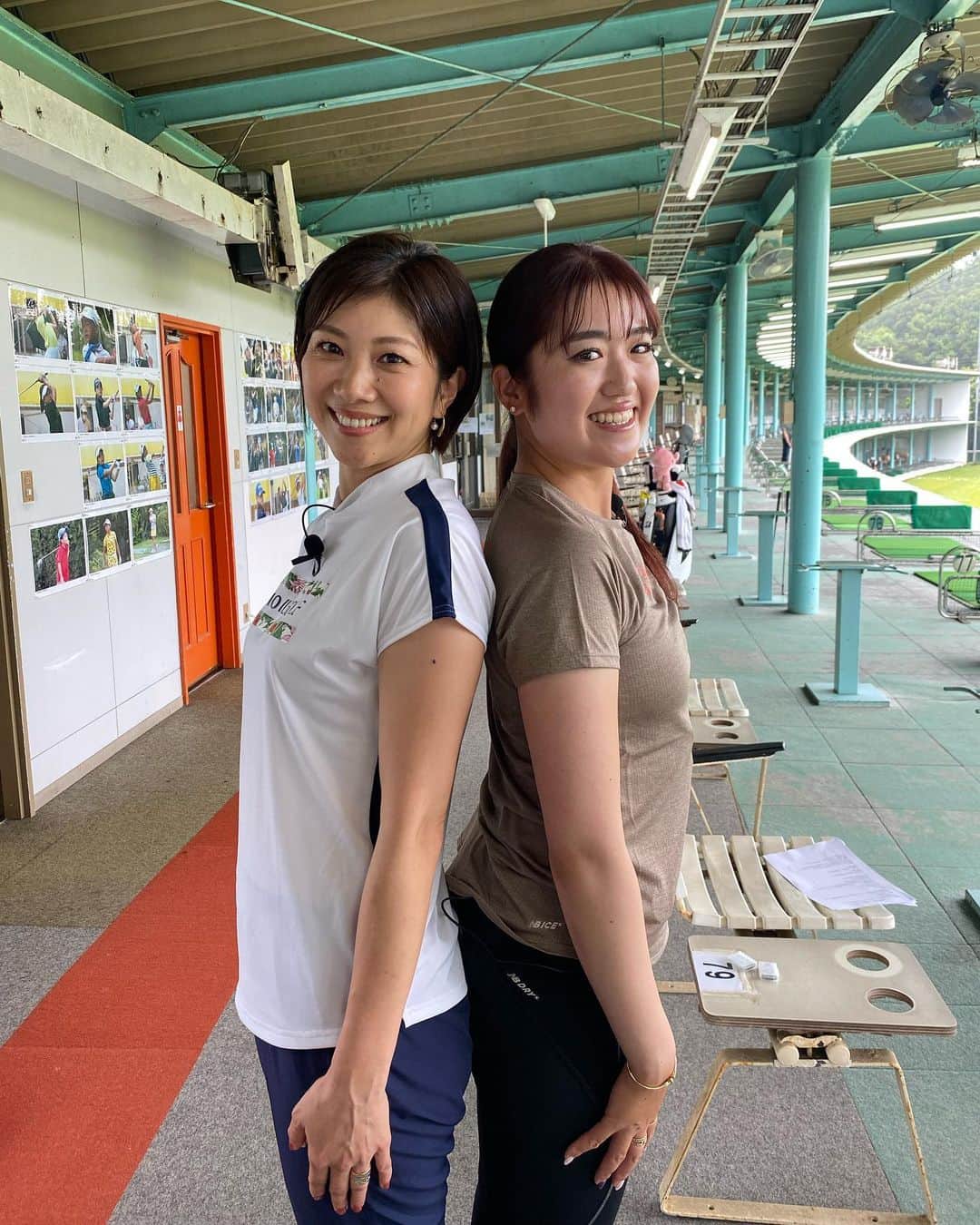 潮田玲子さんのインスタグラム写真 - (潮田玲子Instagram)「YouTube楽天ゴルフチャンネルにて稲見萌寧選手と対談させて頂いてます🥰 ️ 初めて会ったと思えないほど話が弾みましたー ...