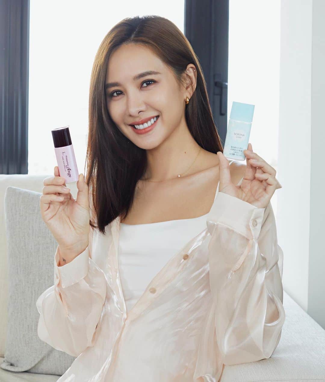 アンバー・アンさんのインスタグラム写真 - (アンバー・アンInstagram)「#618美麗陪省團來了，身為SOFINA的鐵粉 怎麼能不跟大家分享好康呢～ 想要補貨的朋友就是趁現在https ...