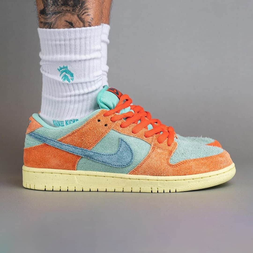 HYPEBEASTさんのインスタグラム写真 - (HYPEBEASTInstagram)「@hypebeastkicks: Following ...