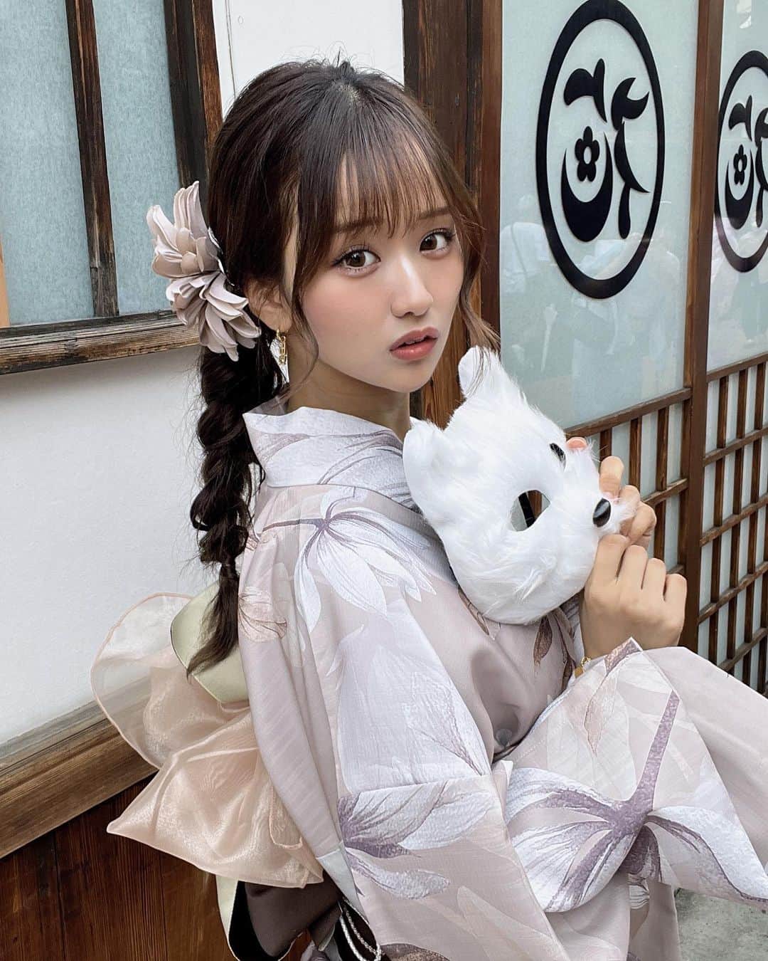 森脇梨々夏さんのインスタグラム写真 - (森脇梨々夏Instagram)「もうすぐ花火大会とか夏祭りの季節、、🌻🍉 たのしみすぎる〜♡♡ ...