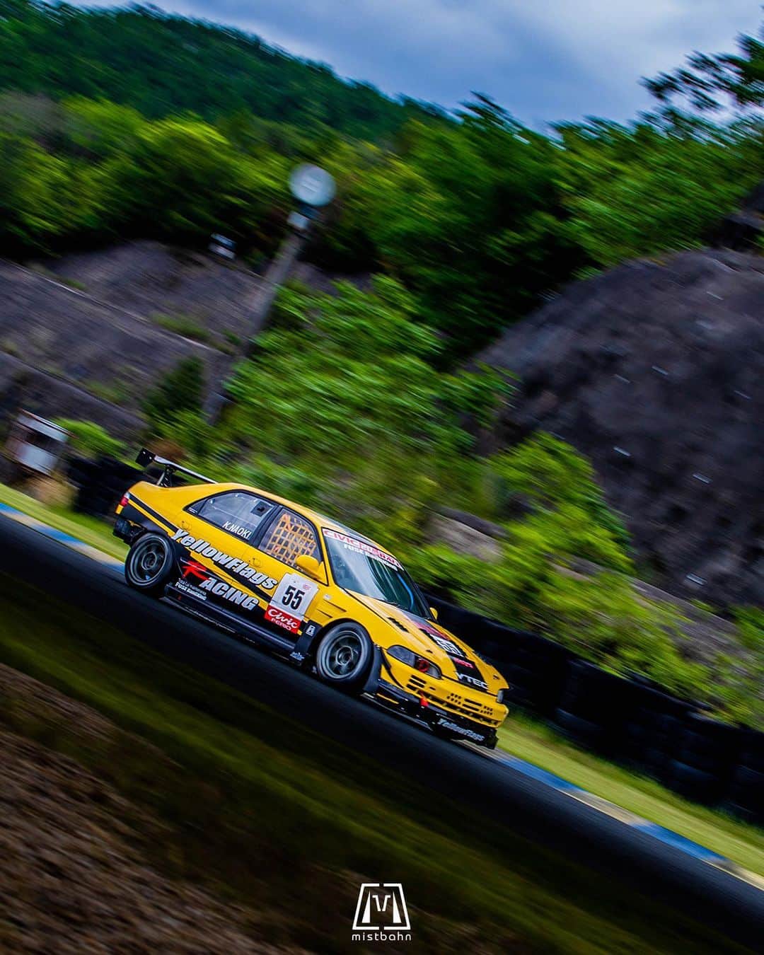mistbahnさんのインスタグラム写真 - (mistbahnInstagram)「_ Yellowflags Racing Fuse ...