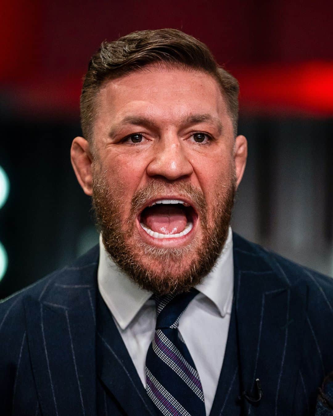 UFCさんのインスタグラム写真 - (UFCInstagram)「🚨 1 hour til showtime 🚨 Ep 3️⃣ of # ...