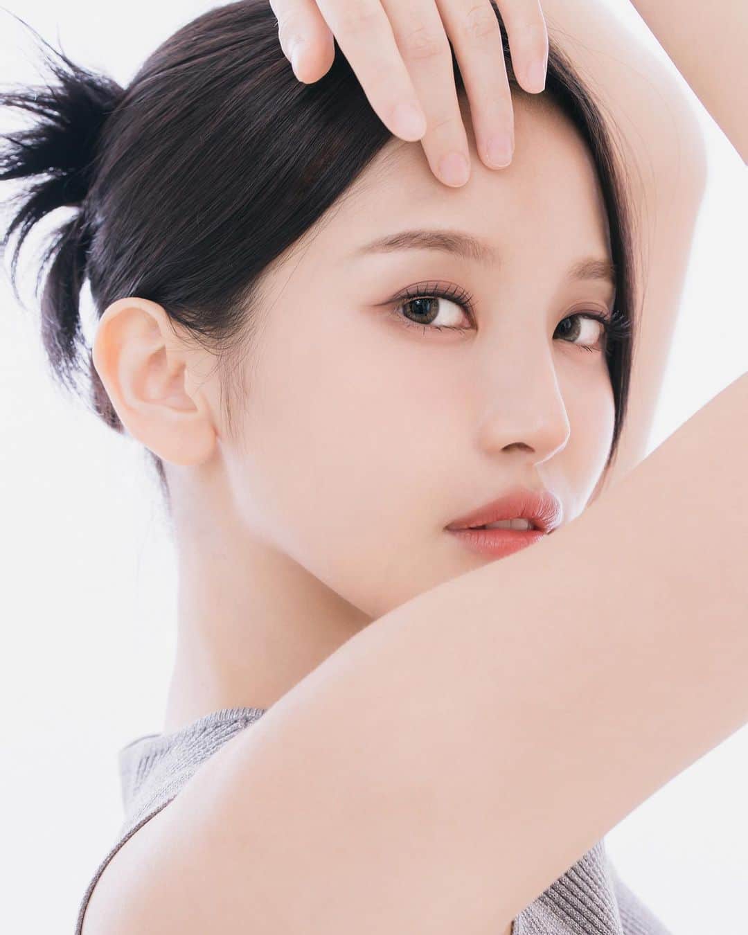 蔡瑞雪（Ruixue Tsai）さんのインスタグラム写真 - (蔡瑞雪（Ruixue Tsai）Instagram)「挑戰比較清冷感的時尚拍攝 ...