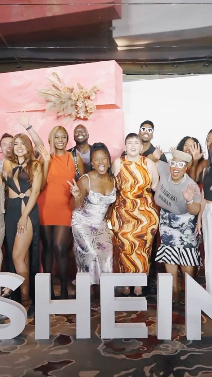 SHEINさんのインスタグラム動画 - (SHEINInstagram)「We kicked off #SHEINOnTheRoad with ...