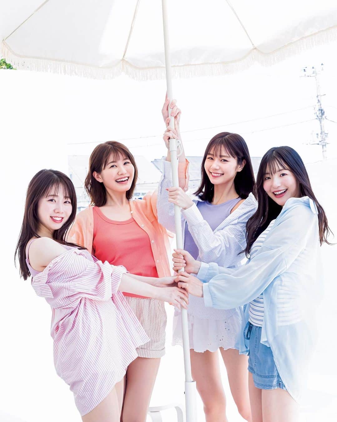 杉浦みずきさんのインスタグラム写真 - (杉浦みずきInstagram)「. 改めて 今日から発売の週刊ヤングジャンプ「セント・フォース特集 ...