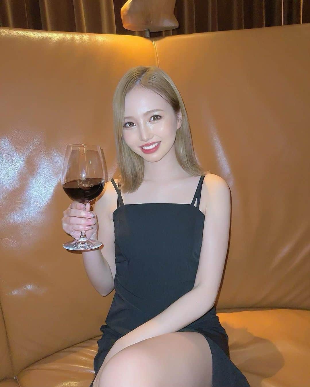 彩田真鈴さんのインスタグラム写真 彩田真鈴instagram 「🍷🌿」6月16日 20時16分 Marin05231