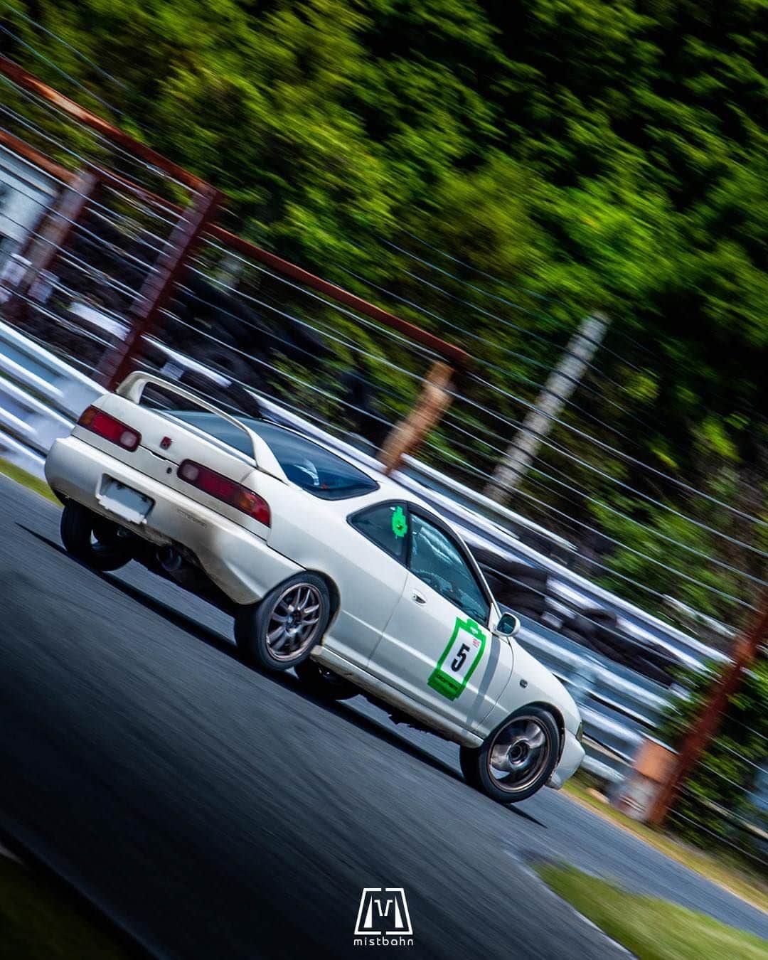 mistbahnさんのインスタグラム写真 - (mistbahnInstagram)「_ Honda DC2 Integra Type R ...