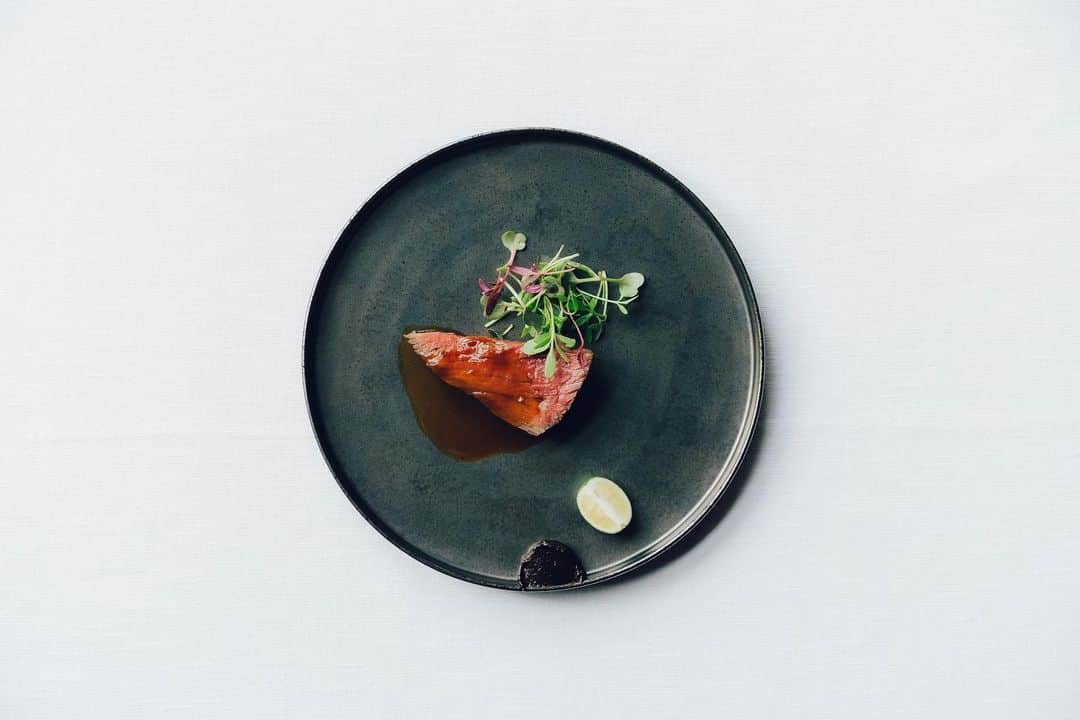 TGOO Officialさんのインスタグラム写真 - (TGOO OfficialInstagram)「⁡ ⁡ 赤城和牛フィレ 酢橘 黒大蒜 ...