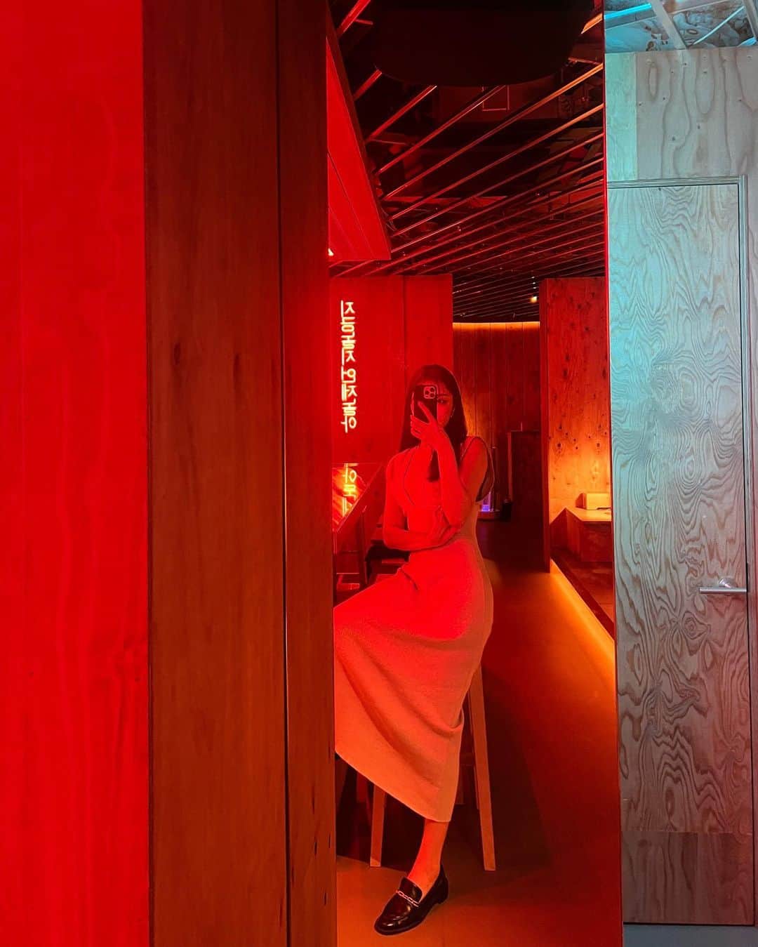 Nanamiさんのインスタグラム写真 - (NanamiInstagram)「. 最近の写真たち♡ ①曇天 ②足の裏ってなんだか気まずい ③肩に日焼け止め必須 ④アネラ主役、菅田将暉サブ ⑤ ...