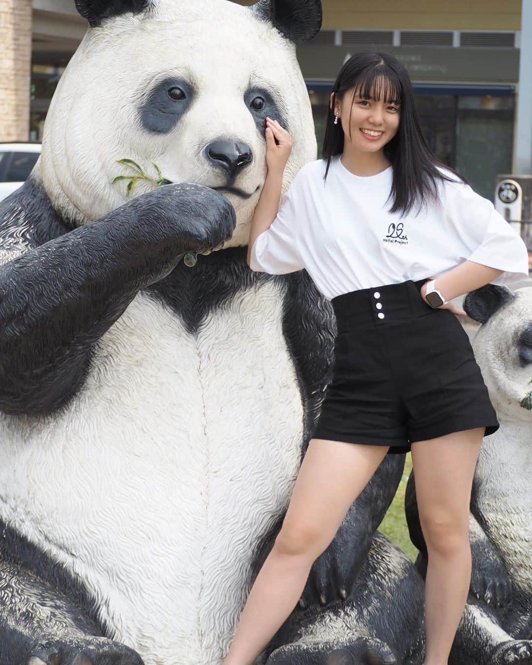 松島かのんさんのインスタグラム写真 - (松島かのんInstagram)「ハロプロ×GU コラボTシャツ🤍 ᴳᴱᵀしました🫶💕 後ろのロゴが ...