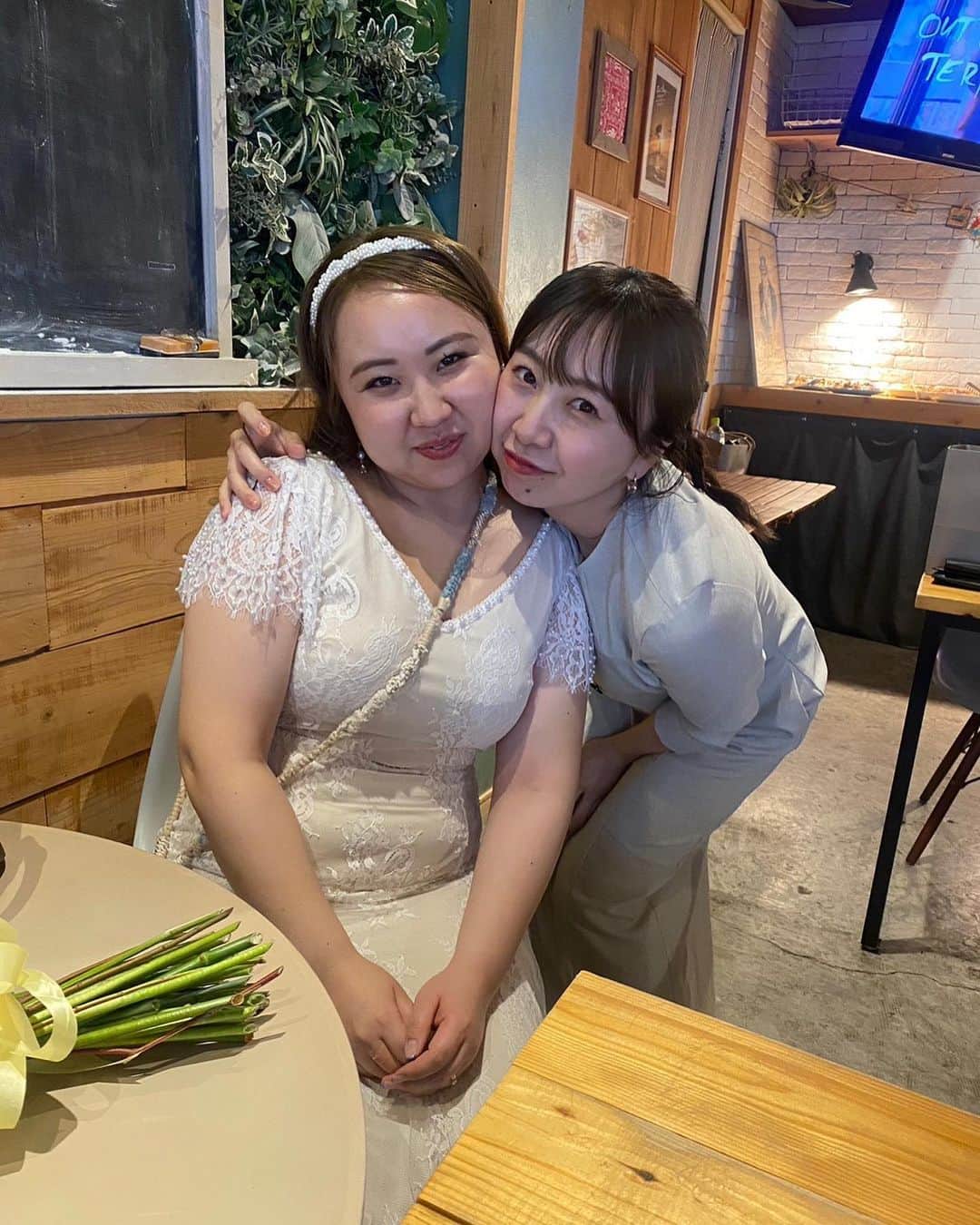 海老原歩美さんのインスタグラム写真 - (海老原歩美Instagram)「💛💚💜 かわいい友達👭」6月19日 1時22分 - ebigori