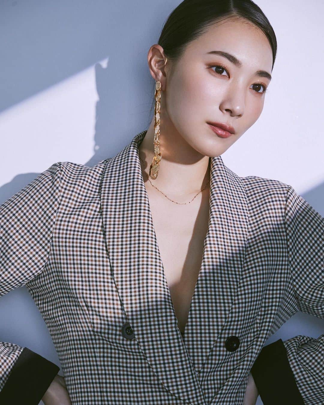 横川莉那さんのインスタグラム写真 - (横川莉那Instagram)「. 🪐 photo @nara__yee hair make @saya ...