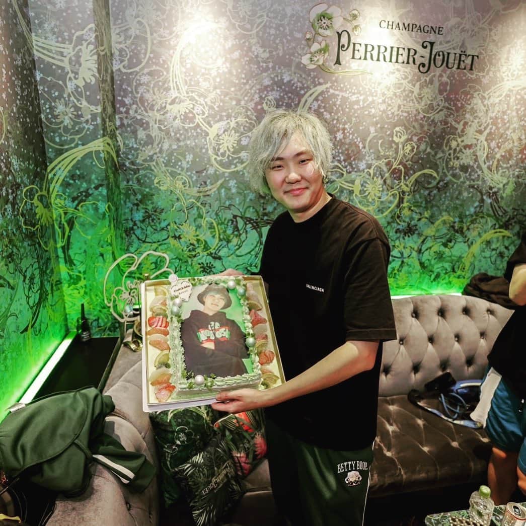 チバニャンさんのインスタグラム写真 - (チバニャンInstagram)「NICEなCAKE🌸」6月18日 22時05分 ...