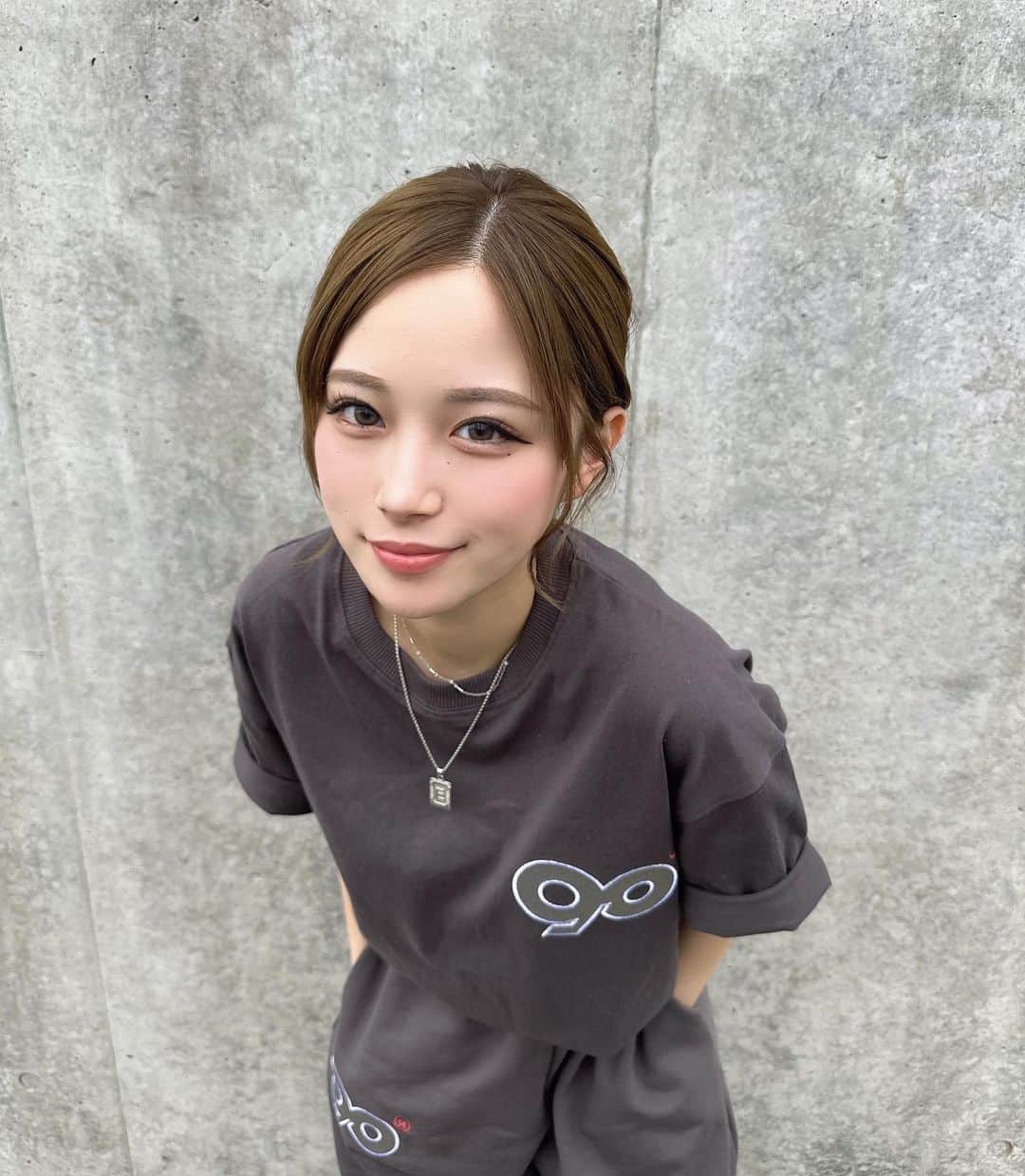 erinaさんのインスタグラム写真 - (erinaInstagram)「@9090s_ のセットアップ🩶 何もかも可愛すぎて激推しアイテム ...