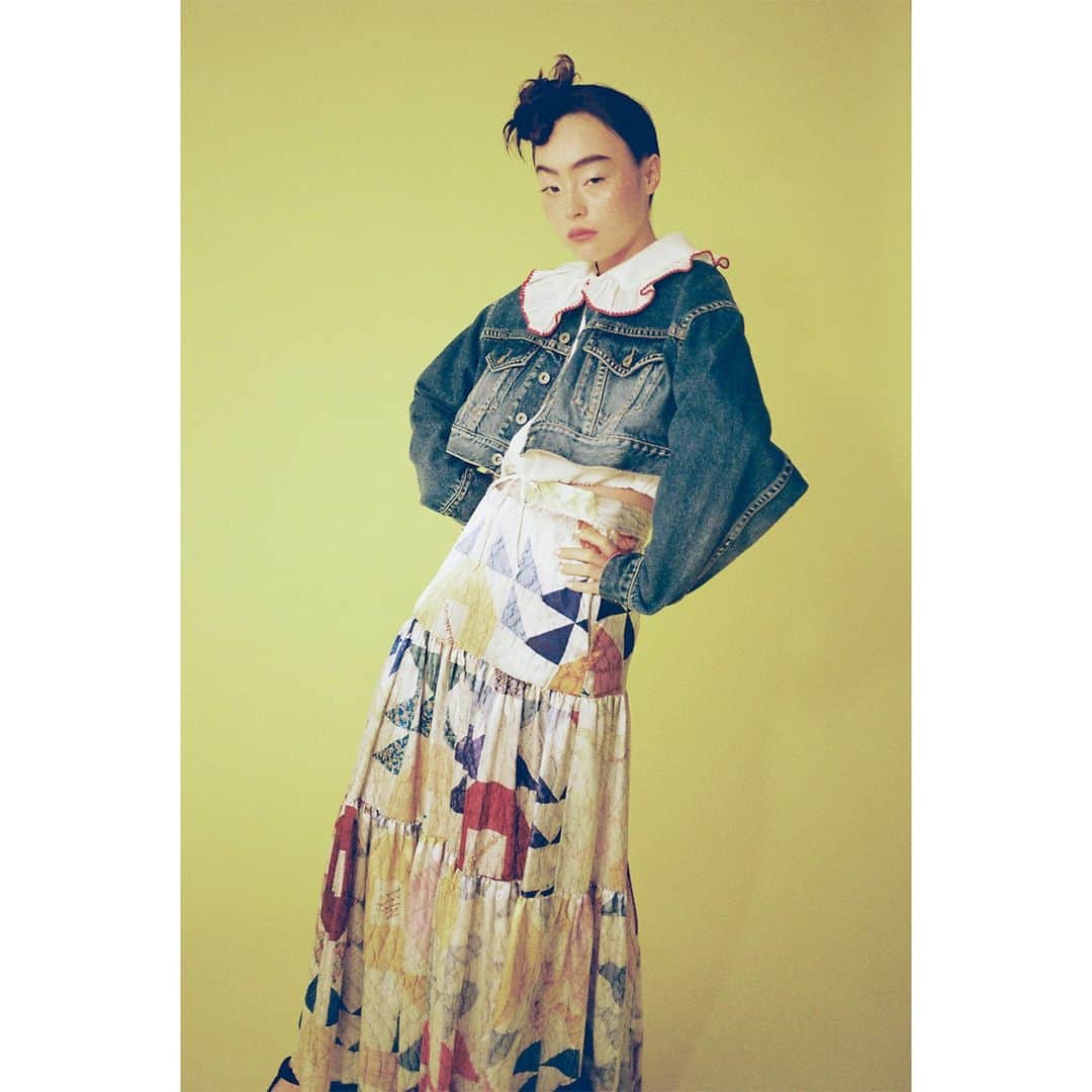 装苑さんのインスタグラム写真 - (装苑Instagram)「\カジュアルにガーリーさをプラスしたロドリリオンのコレクション🌷／ 発売中の ...