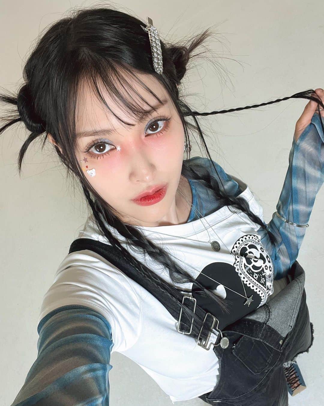 パク・ギュリさんのインスタグラム写真 パク・ギュリinstagram 「🐶🍊🌟😋」6月20日 14時19分 Gyuri 88