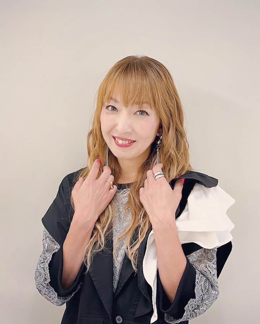 max―Reinaさんのインスタグラム写真 - (max―ReinaInstagram)「【推しといつまでも】 久しぶりに足を出しちゃった😆 ...