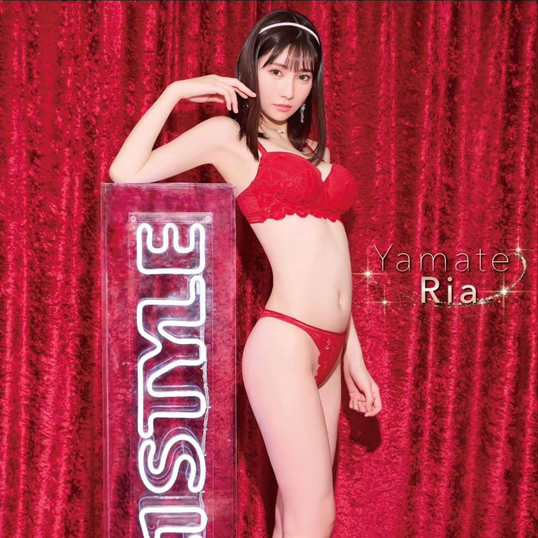山手梨愛さんのインスタグラム写真 山手梨愛instagram 「⁡⁡アフターナイトパーティーが始まったよー🎉 ⁡⁡⁡ ⁡ ⁡⁡山手梨愛
