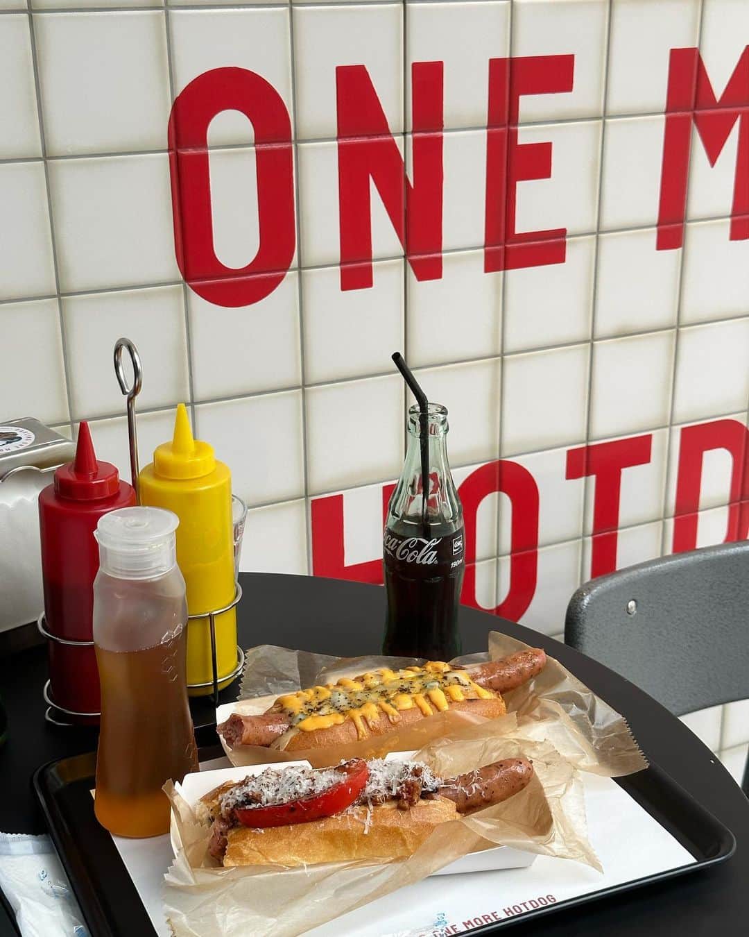 ききまるさんのインスタグラム写真 - (ききまるInstagram)「お散歩🌭🐶 . . 表参道までお散歩💓 . @dondonfarm に ...