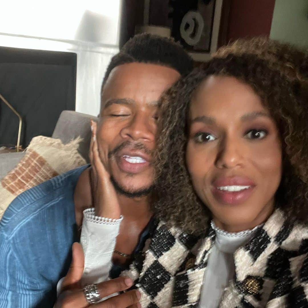 ケリー・ワシントンさんのインスタグラム写真 ケリー・ワシントンinstagram 「b T S Behind The Selfie 🤳