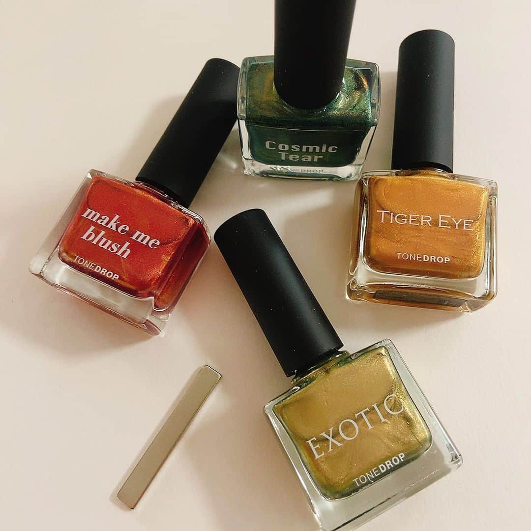 上田祥子さんのインスタグラム写真 - (上田祥子Instagram)「TONE DROP の夏の新色は、魅惑的な輝きが楽しめる、マグネット ...