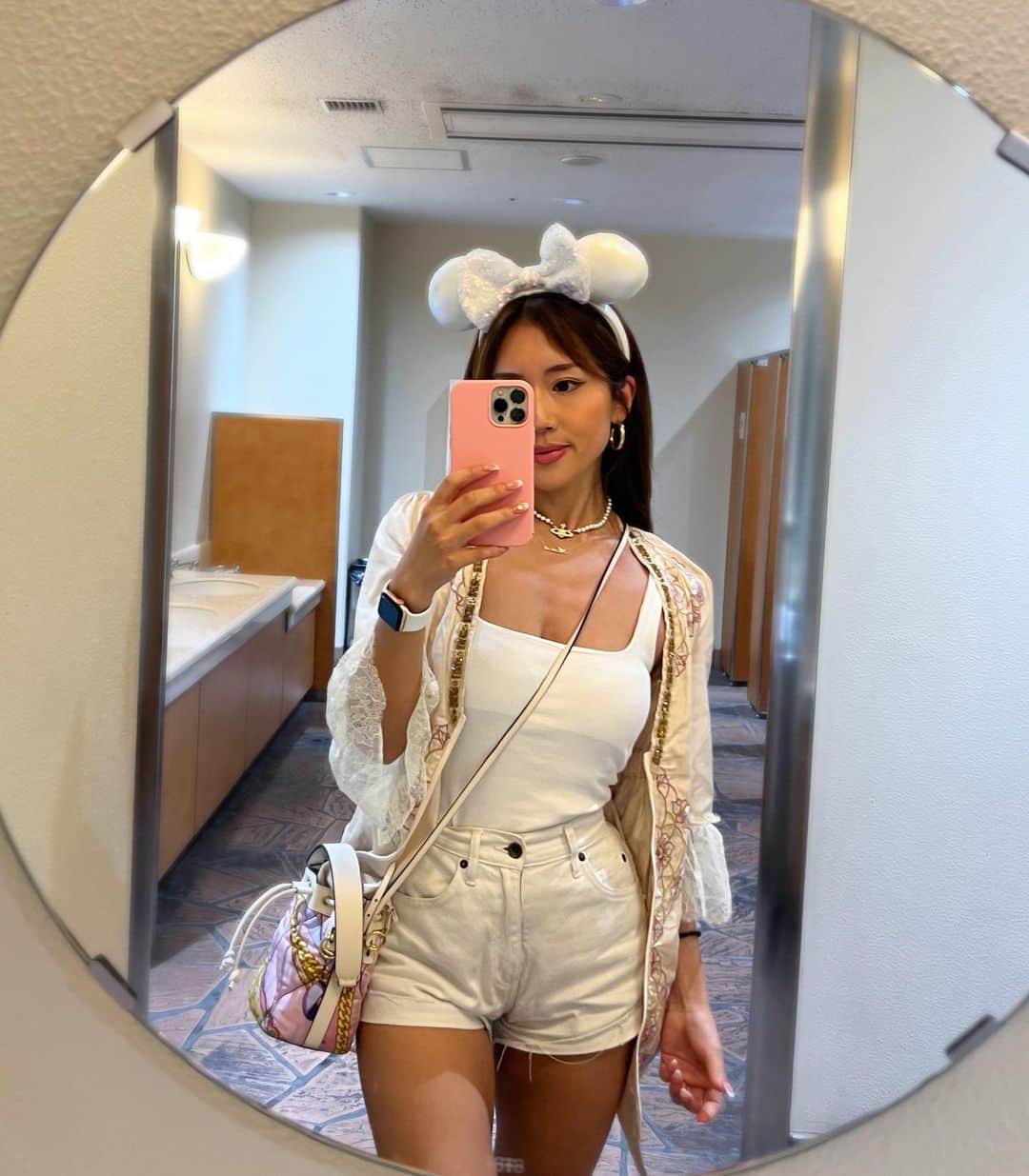 Azusaさんのインスタグラム写真 - (AzusaInstagram)「ソアリンに乗るためだけにディズニーシーへ行くほどソアリンが好き🕊️ ...