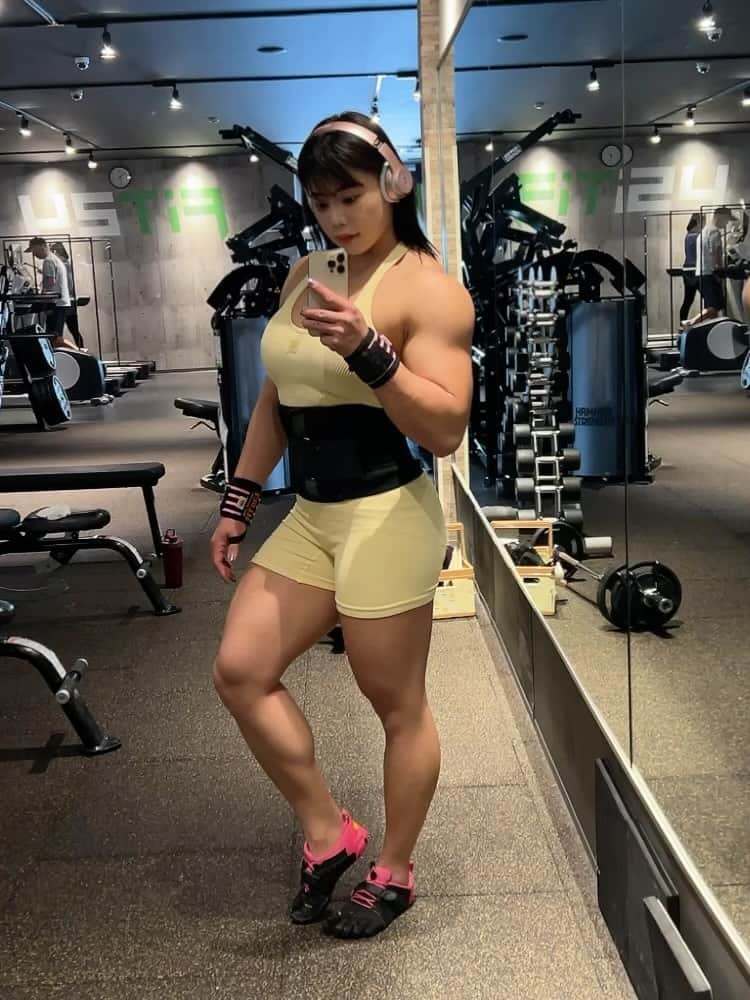 櫻井美沙季さんのインスタグラム動画 - (櫻井美沙季Instagram)「どんな時でも、私は自分からチャンスを掴みに行く。 チャンスの神様は前髪しかないから😊 🤝special Sponsor ...