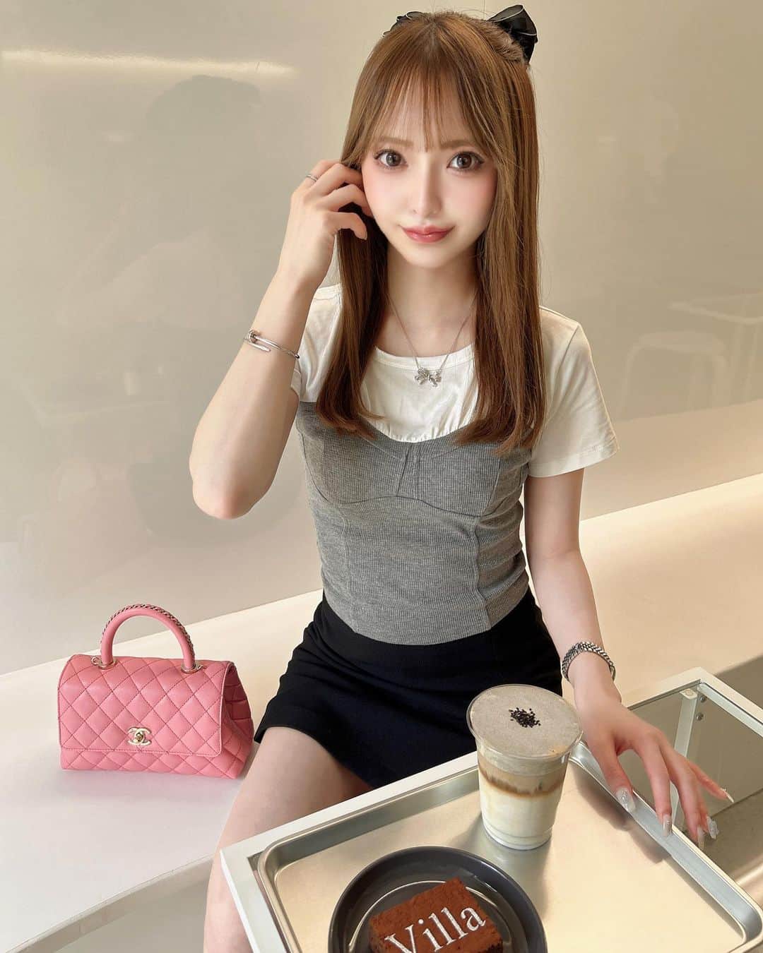 YURINAさんのインスタグラム写真 - (YURINAInstagram)「🩶🖤🩶」7月20日 9時37分 - barbiechan__xx