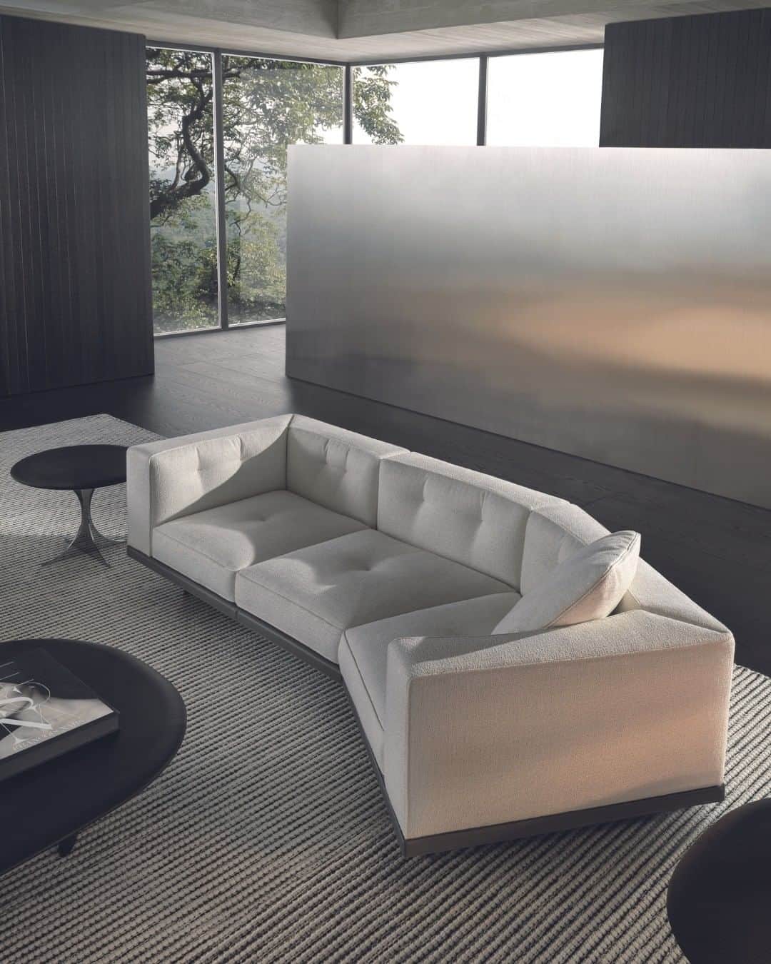 Minotti Londonさんのインスタグラム写真 - (Minotti LondonInstagram)「The rigorous and ...