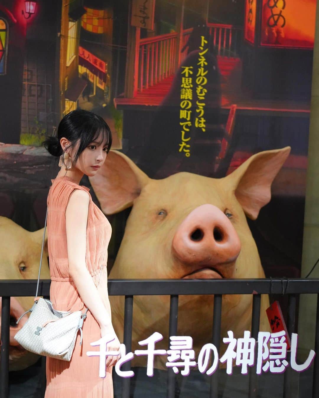 桃乃木かなさんのインスタグラム写真 桃乃木かなinstagram 「金曜ロードショーとジブリ展🎞️ ポスターと同じように写真が撮れたり