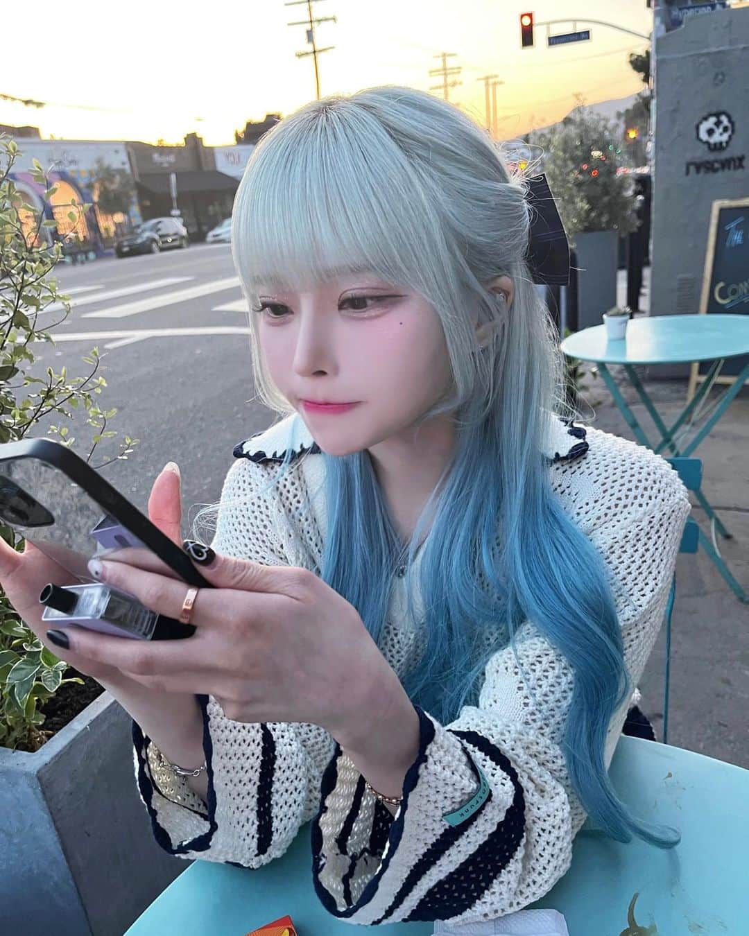 オ・ジウンさんのインスタグラム写真 - (オ・ジウンInstagram)「🤨----𖤐 귀얌둥이들 나랑 8/27 일에 방콕 갈준비 댔나 ...