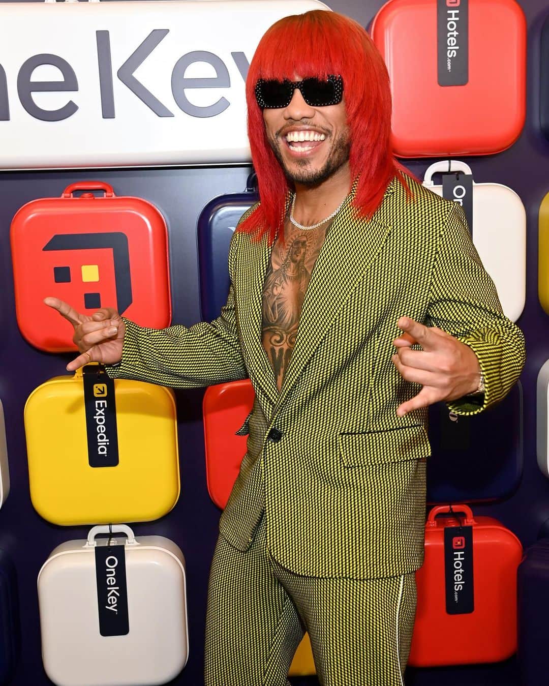 Just Jaredさんのインスタグラム写真 - (Just JaredInstagram)「Shay Mitchell, Anderson ...