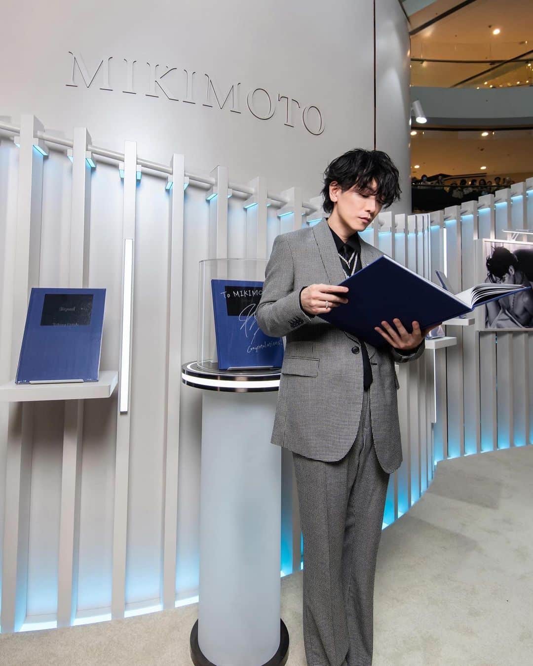 Mikimotoさんのインスタグラム写真 - (MikimotoInstagram)「Art Book “Beyond” – created in collaboration with ...