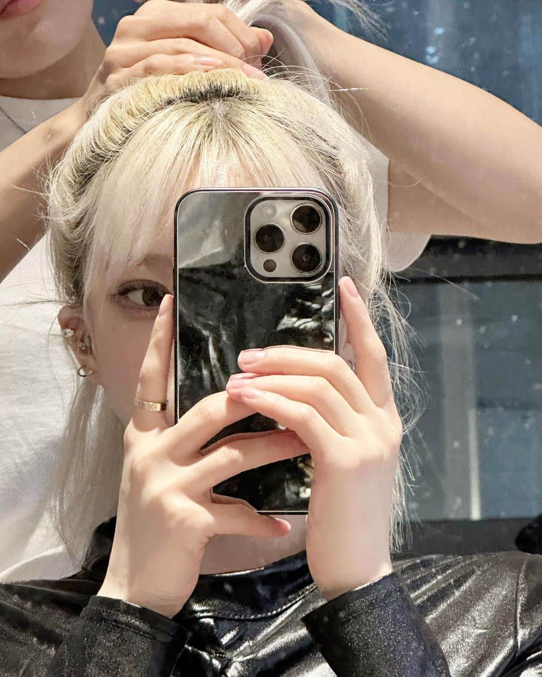 オ・ジウンさんのインスタグラム写真 - (オ・ジウンInstagram)「🖤🩶🖤 잘쟈」7月22日 2時01分 - gini_s2_