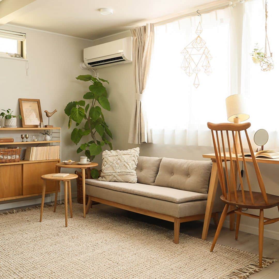 Re:CENO（リセノ）さんのインスタグラム写真 - (Re:CENO（リセノ）Instagram)「【お店だより】リセノ最小サイズのコンパクトソファーが登場しました。 こんにちは。 Re ...