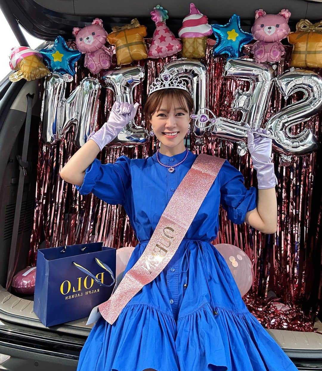 チェ・ユニョンさんのインスタグラム写真 チェ・ユニョンinstagram 「👑 열심히 일해 준 것도 고마운데 공주님 만들어주구