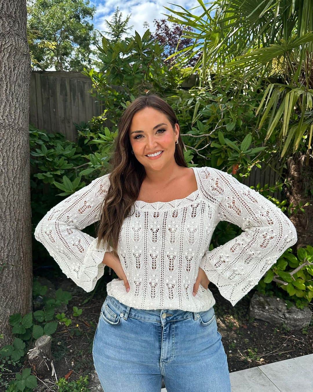 ジャクリーン・ジョッサさんのインスタグラム写真 - (ジャクリーン・ジョッサInstagram)「I'm BACKKK! My brand ...