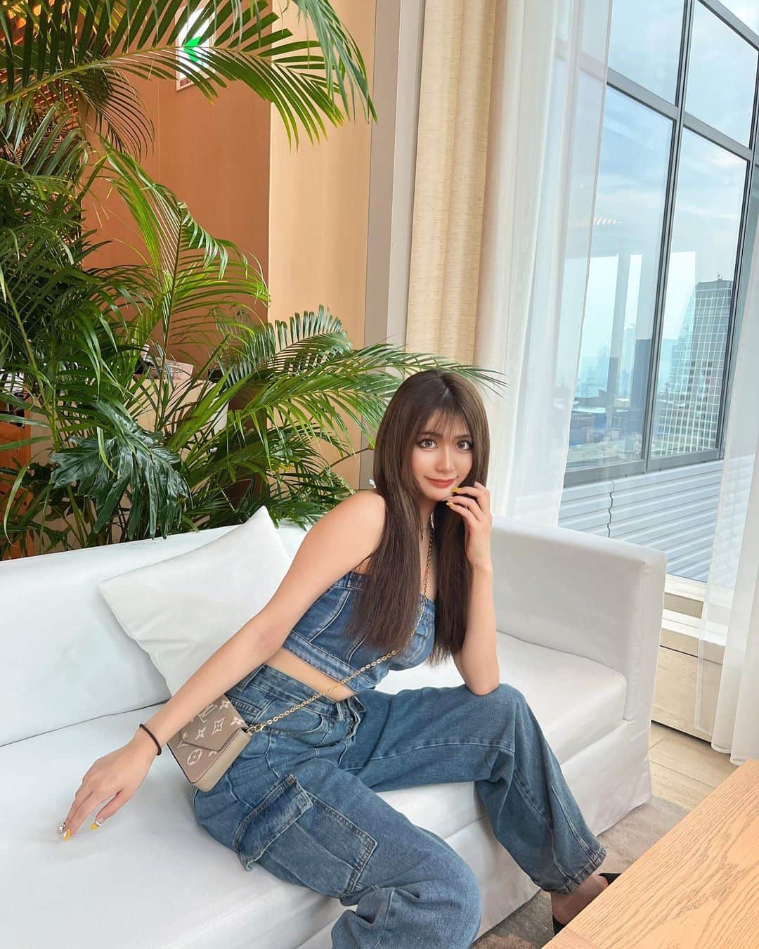 KAHOさんのインスタグラム写真 - (KAHOInstagram)「前髪もエクステもカラーもみんなから超好評で嬉しい ️ @issey____ かほがいつも通ってるところ ️ いつも ...