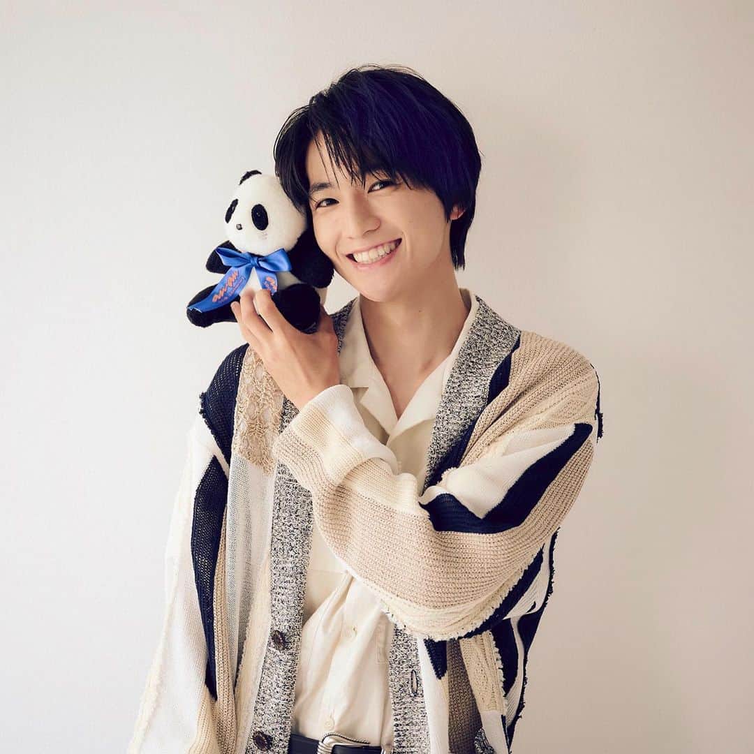 木戸大聖さんのインスタグラム写真 - (木戸大聖Instagram)「【本日発売】📣 『MORE 8月号』 『anan 2354号』 「MORE」ではレトロな雰囲気のハウスタジオで撮ってもらい ...