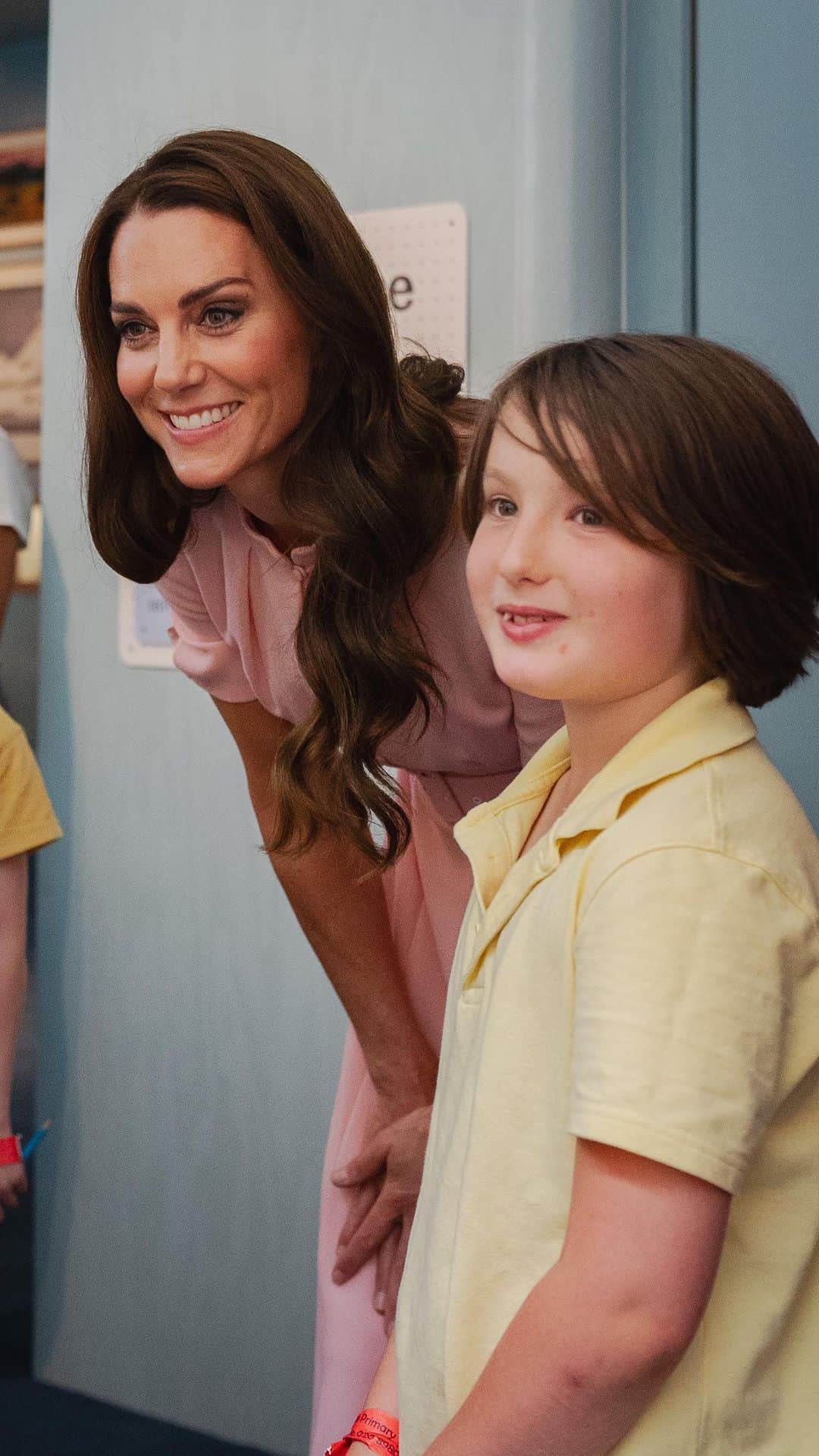 ウィリアム（ケンブリッジ公）さんのインスタグラム動画 - (ウィリアム（ケンブリッジ公）Instagram)「 How would you ...