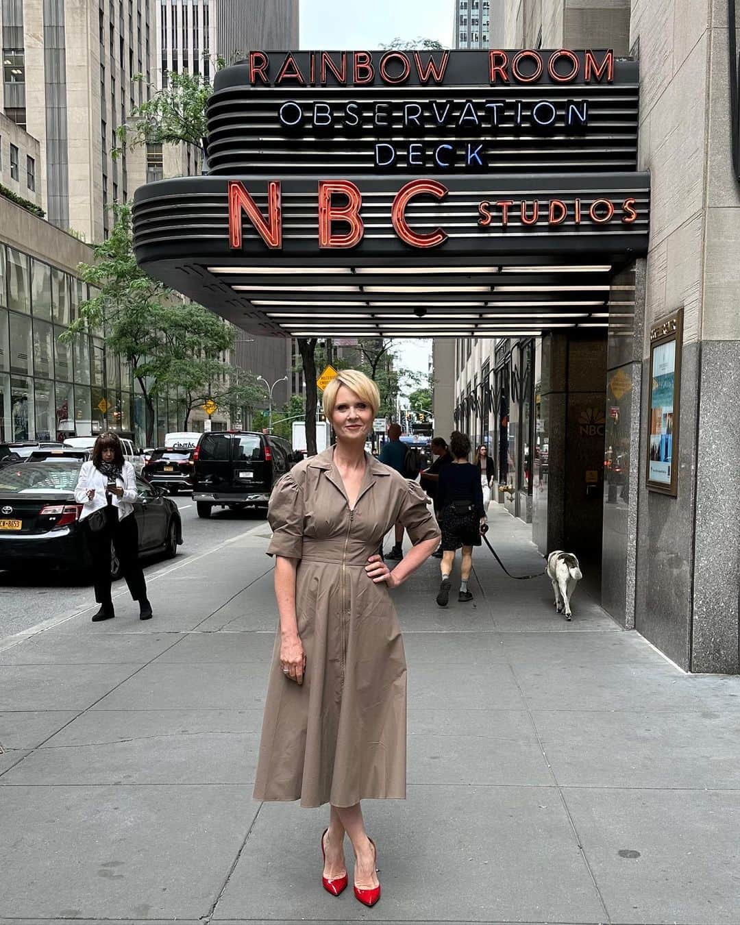 シンシア・ニクソンさんのインスタグラム写真 - (シンシア・ニクソンInstagram)「AJLT S2 Press Tour Looks ...