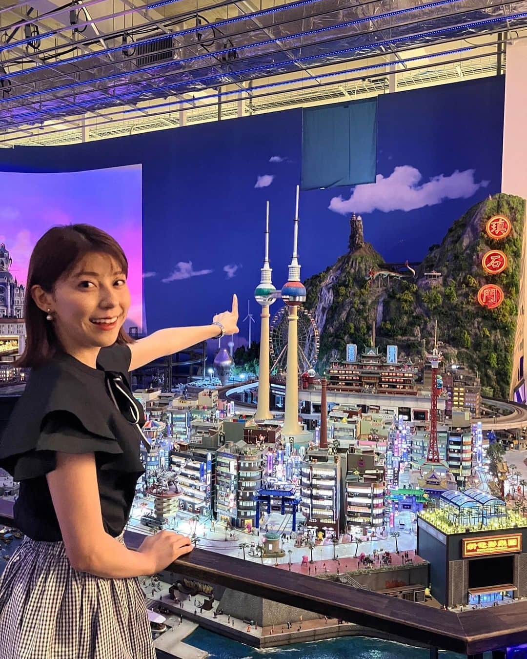 TBS「Nスタ」さんのインスタグラム写真 - (TBS「Nスタ」Instagram)「昨日のすたすた中継はスモールワールズから 上村アナがお届けしました👀 上村アナとブーナちゃんも 1/80の ...