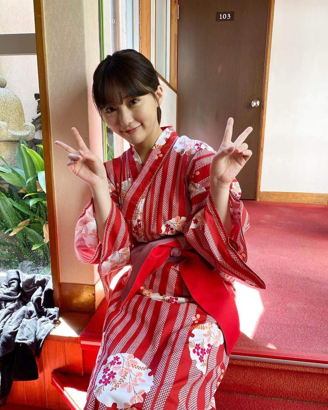 田中美久さんのインスタグラム写真 - (田中美久Instagram)「旅館♡ BUBKAの撮影で江ノ島の旅館に行きました♡楽しかった！ いつかプライベートで泊まりたいなぁ〜。浴衣似合ってますか ...